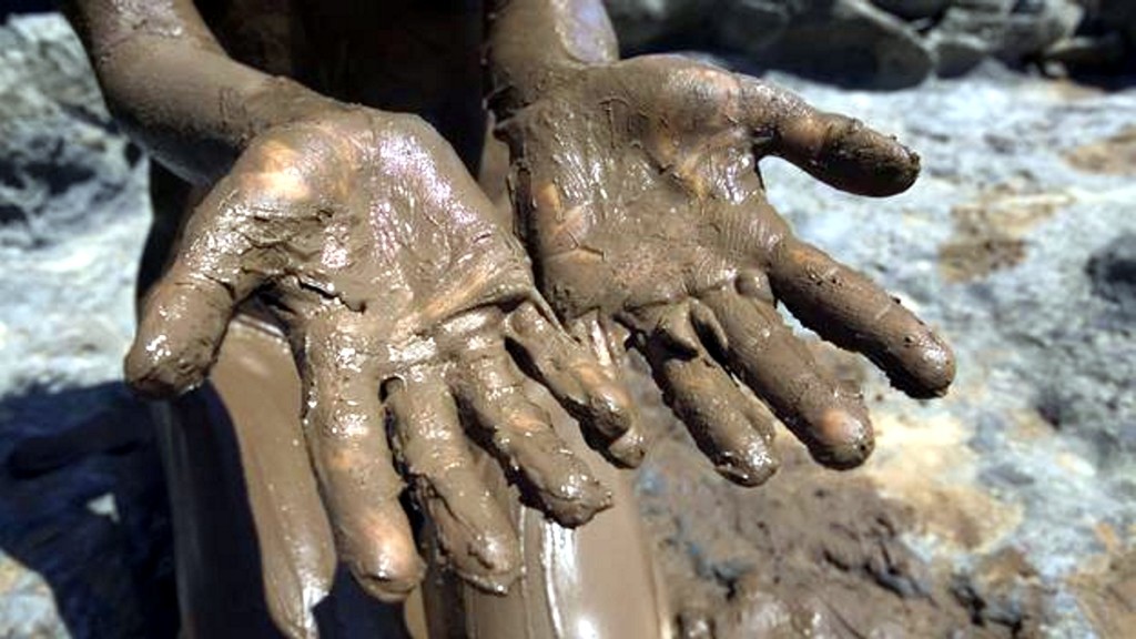 Creativity III: Mind, Hand, Mud, and Sticks – Daniel Hecht's Blog
